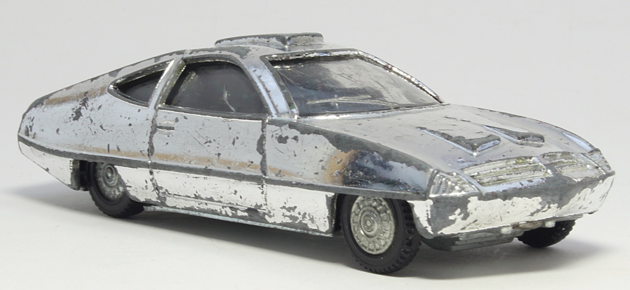 352: Ed Straker’s Car – Dinky Toys: TV Shows, Space and Specials