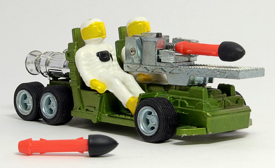 361: Galactic/Zygon/Space/ Missile Firing War Chariot – Dinky Toys: TV ...